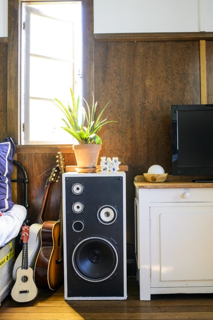 MUSICIAN ANDREW MORRIS AND AMANDA CALLAN OF CHURCH FARM GENERAL STORE ...